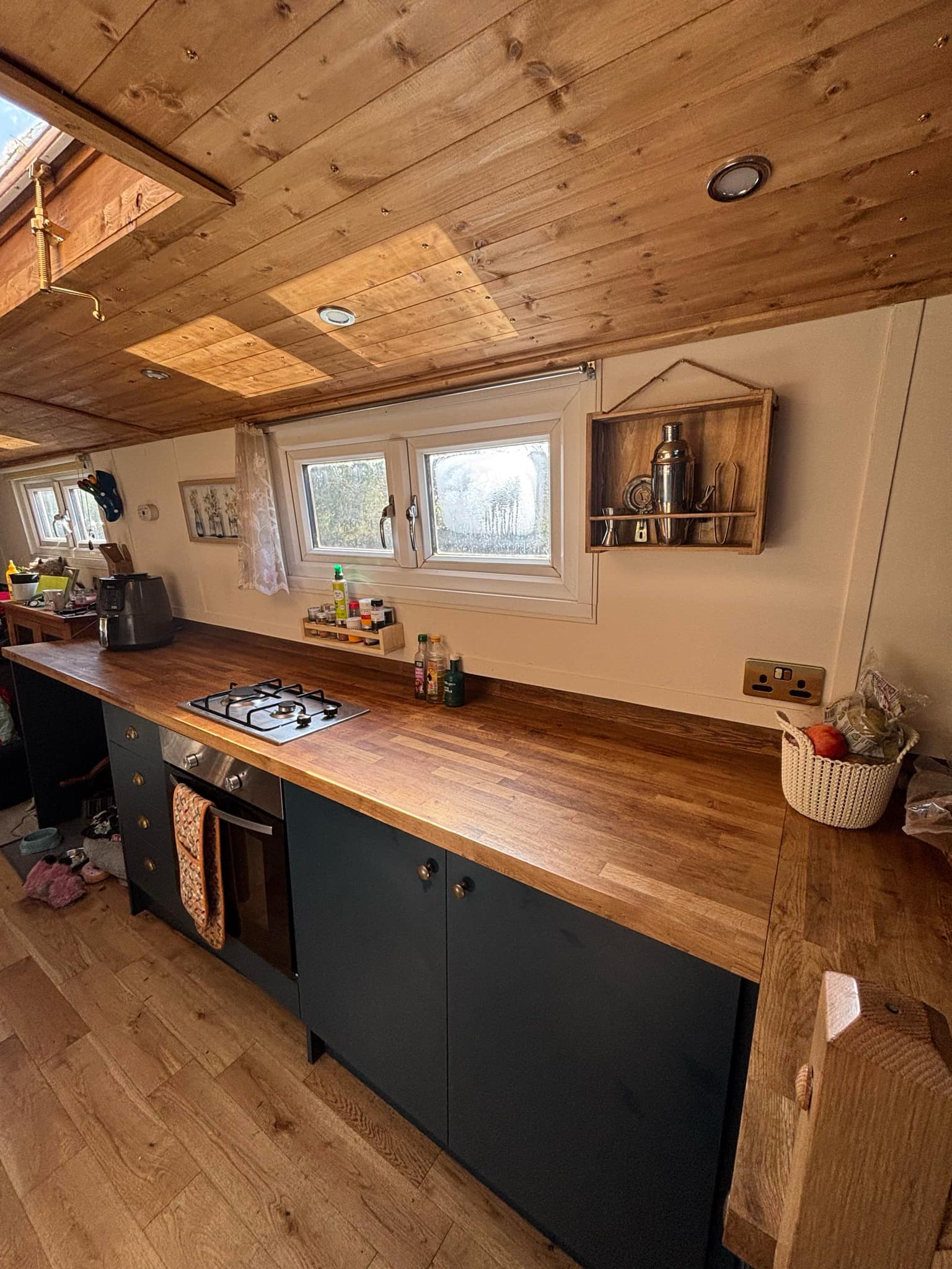 Ida J - Narrowboats.uk